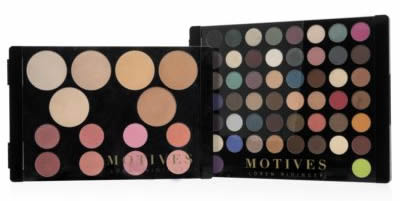What Motives Cosmetics Kits Are Available?